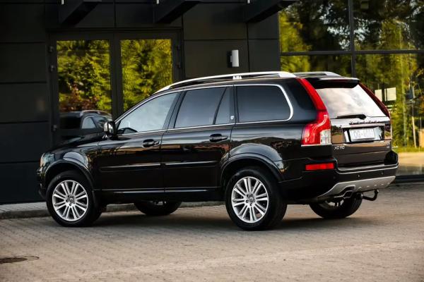 Melns Volvo XC90 2012 Jelgava, ar dzinēja tilpumu 2.40 L un nobraukumu 278 tūkst. km par 12999 €, foto 8 vietnē AUTOMOTO.COM.LV