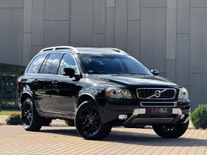 Black Volvo XC90 2012 in Riga, with an engine capacity of 2.40 L and mileage of 258 thousand km for 7800 €, photo 6 on AUTOMOTO.COM.LV