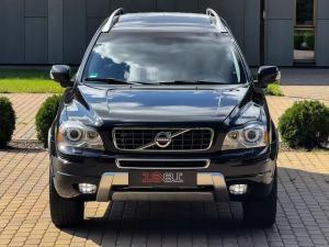 Black Volvo XC90 2012 in Riga, with an engine capacity of 2.40 L and mileage of 258 thousand km for 7800 €, photo 8 on AUTOMOTO.COM.LV