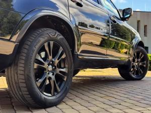 Black Volvo XC90 2012 in Riga, with an engine capacity of 2.40 L and mileage of 258 thousand km for 7800 €, photo 20 on AUTOMOTO.COM.LV