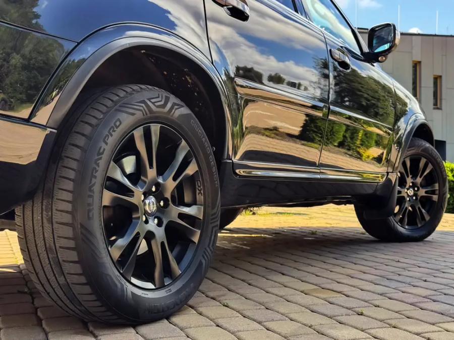 Black Volvo XC90 2012 in Riga, with an engine capacity of 2.40 L and mileage of 258 thousand km for 7800 €, photo 20 on AUTOMOTO.COM.LV