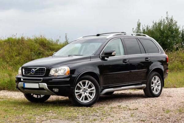 Melns Volvo XC90 2012 Rīga, ar dzinēja tilpumu 2.40 L un nobraukumu 190 tūkst. km par 12995 €, foto 3 vietnē AUTOMOTO.COM.LV