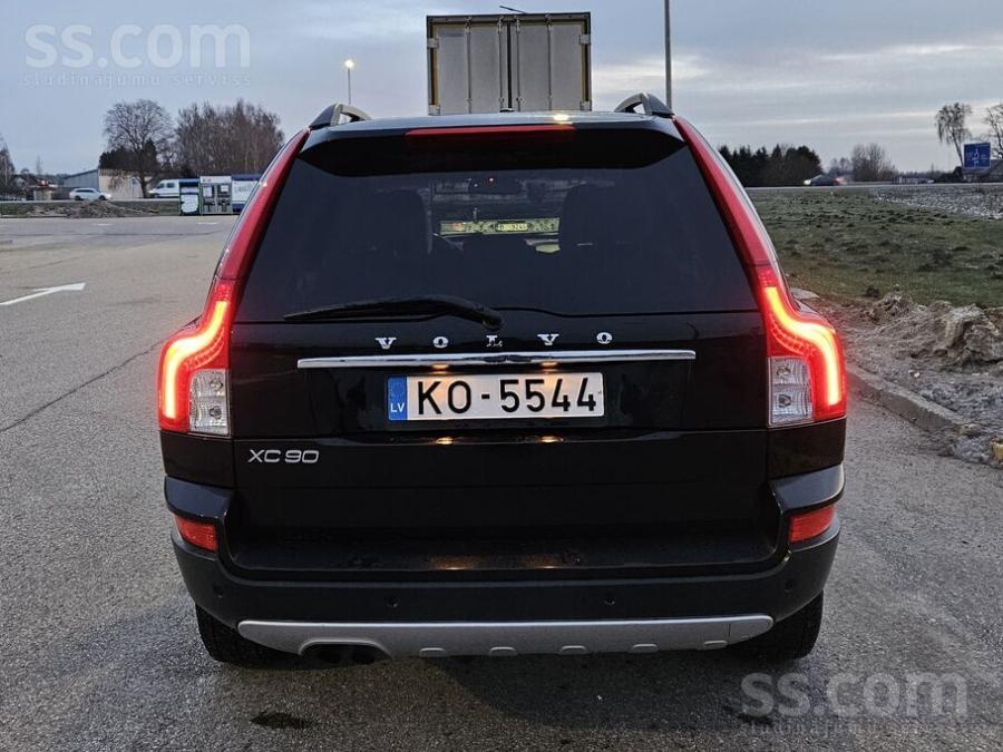 Melns Volvo XC90 2012 Rīga, ar dzinēja tilpumu 3.20 L un nobraukumu 310 tūkst. km par 5300 €, foto 6 vietnē AUTOMOTO.COM.LV