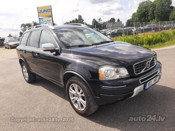 Black Volvo XC90 2012 in Tartu, with an engine capacity of 2.40 L and mileage of 199 thousand km for 12790 €, photo 9 on AUTOMOTO.COM.LV