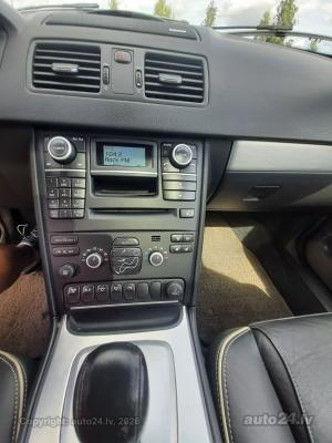 Melns Volvo XC90 2012 Tartu, ar dzinēja tilpumu 2.40 L un nobraukumu 199 tūkst. km par 12790 €, foto 20 vietnē AUTOMOTO.COM.LV