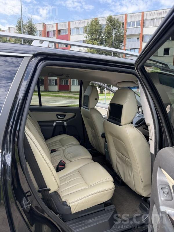 Melns Volvo XC90 2012 Aizkraukle, ar dzinēja tilpumu 2.40 L un nobraukumu 303 tūkst. km par 9880 €, foto 7 vietnē AUTOMOTO.COM.LV