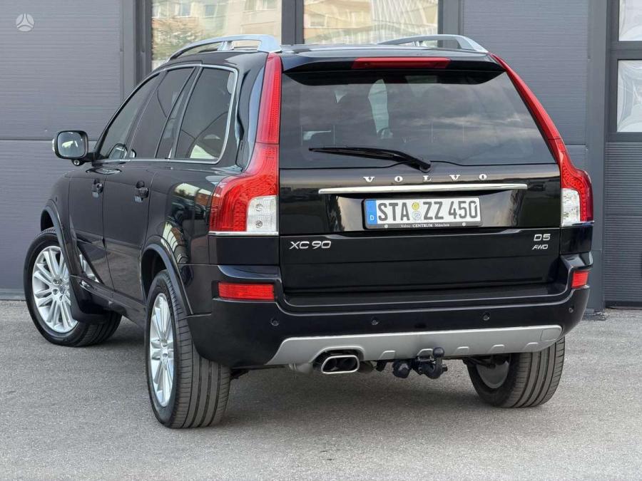 Melns Volvo XC90 2012 Jonava, ar dzinēja tilpumu 2.40 L un nobraukumu 285 tūkst. km par 9800 €, foto 7 vietnē AUTOMOTO.COM.LV