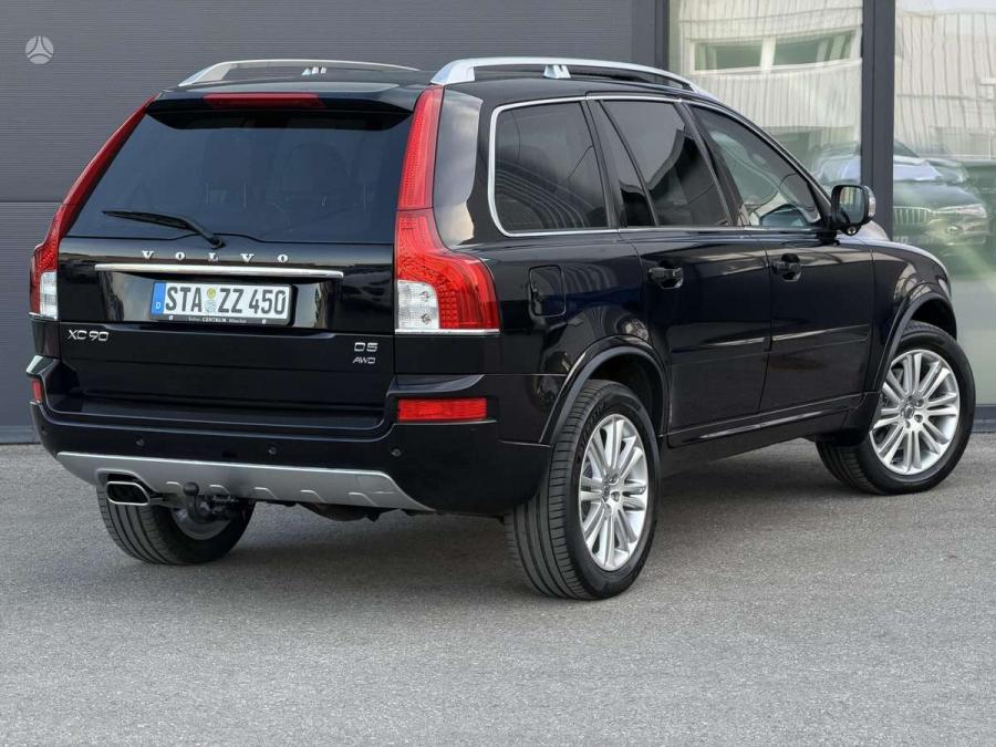 Melns Volvo XC90 2012 Jonava, ar dzinēja tilpumu 2.40 L un nobraukumu 285 tūkst. km par 9800 €, foto 10 vietnē AUTOMOTO.COM.LV