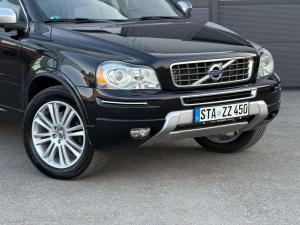 Melns Volvo XC90 2012 Jonava, ar dzinēja tilpumu 2.40 L un nobraukumu 285 tūkst. km par 9800 €, foto 15 vietnē AUTOMOTO.COM.LV