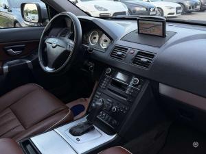 Melns Volvo XC90 2012 Jonava, ar dzinēja tilpumu 2.40 L un nobraukumu 285 tūkst. km par 9800 €, foto 24 vietnē AUTOMOTO.COM.LV