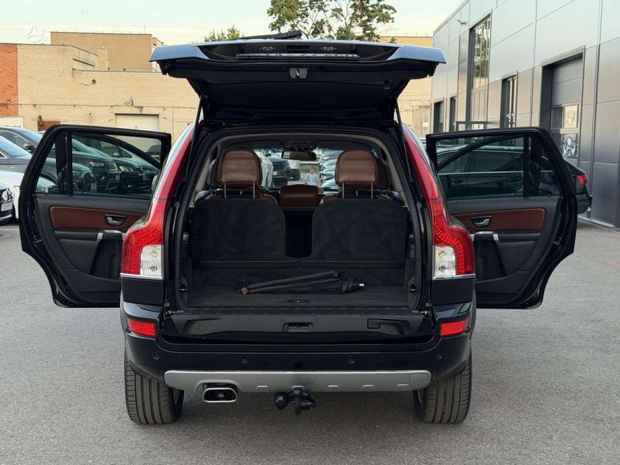 Melns Volvo XC90 2012 Jonava, ar dzinēja tilpumu 2.40 L un nobraukumu 285 tūkst. km par 9800 €, foto 39 vietnē AUTOMOTO.COM.LV