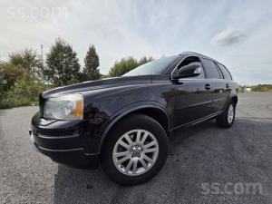Black Volvo XC90 2012 in Rezekne, with an engine capacity of 2.40 L and mileage of 308 thousand km for 9700 €, photo 4 on AUTOMOTO.COM.LV
