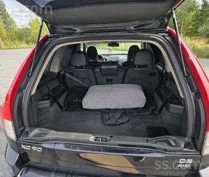 Black Volvo XC90 2012 in Rezekne, with an engine capacity of 2.40 L and mileage of 308 thousand km for 9700 €, photo 12 on AUTOMOTO.COM.LV