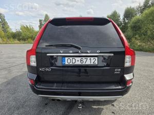 Black Volvo XC90 2012 in Rezekne, with an engine capacity of 2.40 L and mileage of 308 thousand km for 9700 €, photo 14 on AUTOMOTO.COM.LV