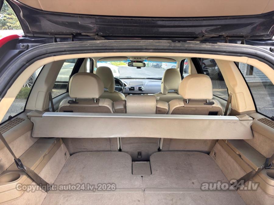 Melns Volvo XC90 2012 Tallina, ar dzinēja tilpumu 2.40 L un nobraukumu 238 tūkst. km par 7000 €, foto 16 vietnē AUTOMOTO.COM.LV