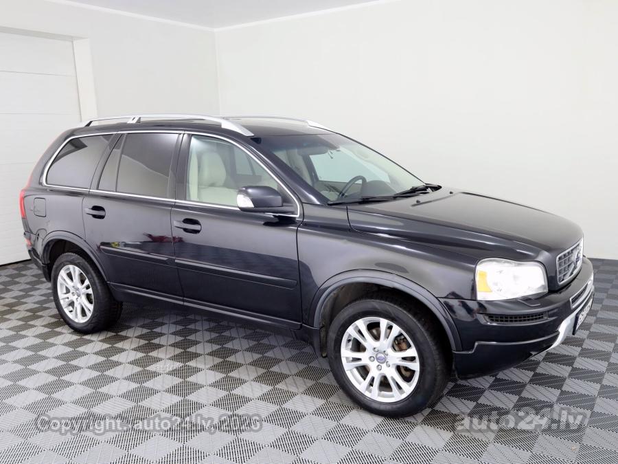 Black Volvo XC90 2012 in Tallinn, with an engine capacity of 2.40 L and mileage of 239 thousand km for 6699 €, photo 1 on AUTOMOTO.COM.LV