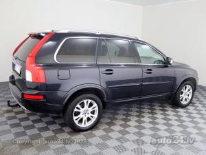 Black Volvo XC90 2012 in Tallinn, with an engine capacity of 2.40 L and mileage of 239 thousand km for 6699 €, photo 4 on AUTOMOTO.COM.LV
