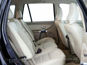 Black Volvo XC90 2012 in Tallinn, with an engine capacity of 2.40 L and mileage of 239 thousand km for 6699 €, photo 8 on AUTOMOTO.COM.LV