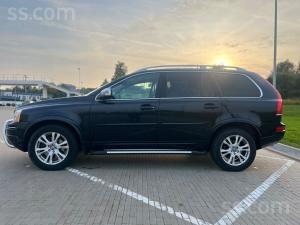 Melns Volvo XC90 2012 Rēzekne, ar dzinēja tilpumu 2.40 L un nobraukumu 297 tūkst. km par 11900 €, foto  vietnē AUTOMOTO.COM.LV