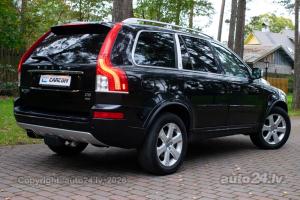 Melns Volvo XC90 2012 Tallina, ar dzinēja tilpumu 2.40 L un nobraukumu 341 tūkst. km par 9990 €, foto 3 vietnē AUTOMOTO.COM.LV