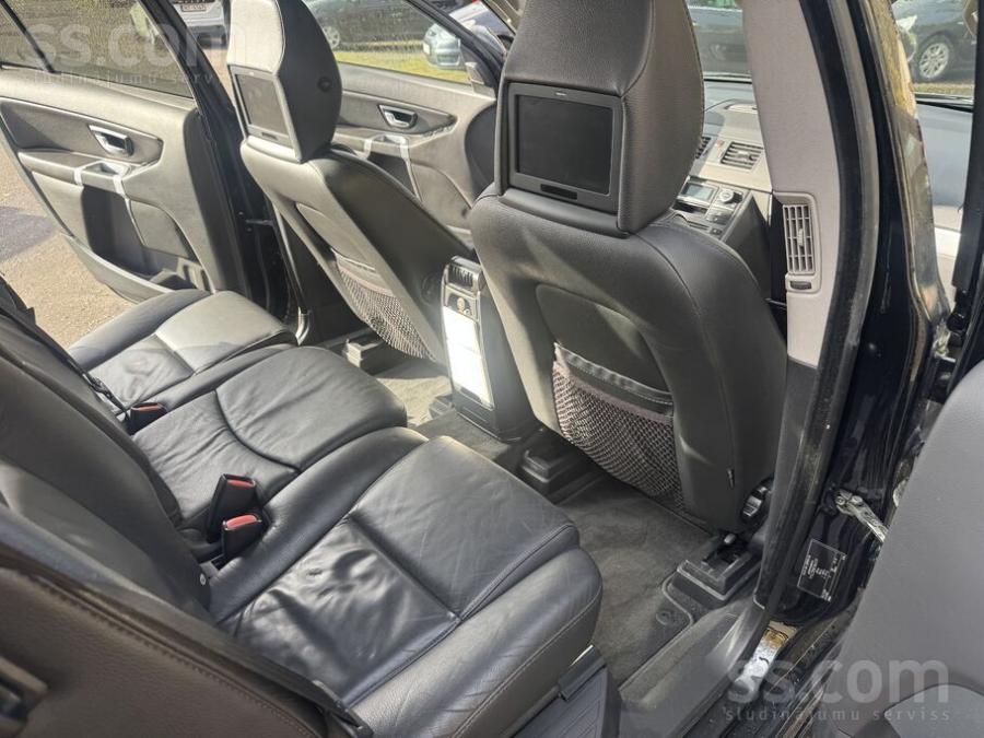 Melns Volvo XC90 2012 Rīga, ar dzinēja tilpumu 2.40 L un nobraukumu 204 tūkst. km par 11700 €, foto 11 vietnē AUTOMOTO.COM.LV
