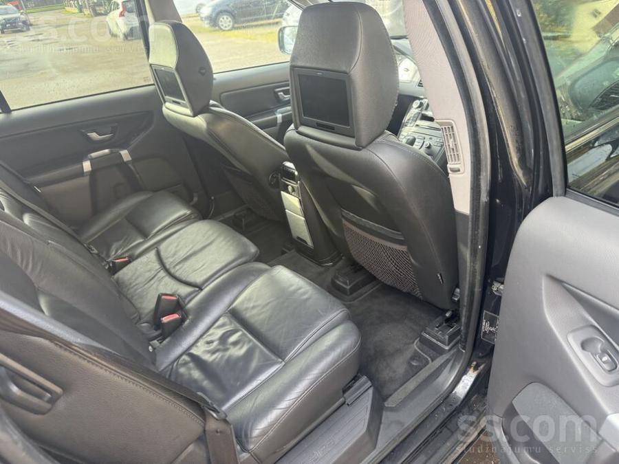 Melns Volvo XC90 2012 Rīga, ar dzinēja tilpumu 2.40 L un nobraukumu 204 tūkst. km par 11700 €, foto 17 vietnē AUTOMOTO.COM.LV