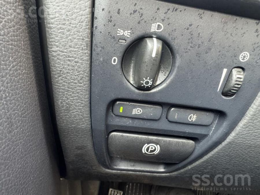 Melns Volvo XC90 2012 Rīga, ar dzinēja tilpumu 2.40 L un nobraukumu 204 tūkst. km par 11700 €, foto 21 vietnē AUTOMOTO.COM.LV