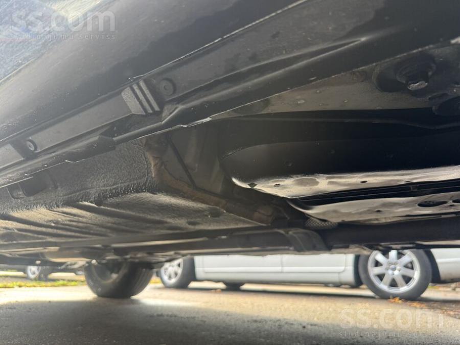 Melns Volvo XC90 2012 Rīga, ar dzinēja tilpumu 2.40 L un nobraukumu 204 tūkst. km par 11700 €, foto 24 vietnē AUTOMOTO.COM.LV