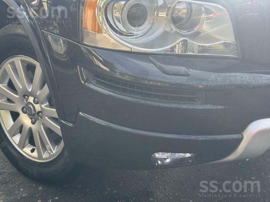 Melns Volvo XC90 2012 Rīga, ar dzinēja tilpumu 2.40 L un nobraukumu 204 tūkst. km par 11700 €, foto 30 vietnē AUTOMOTO.COM.LV