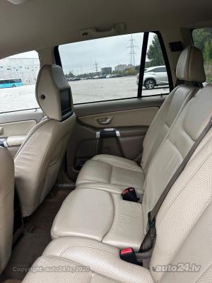 Black Volvo XC90 2012 in Tallinn, with an engine capacity of 2.40 L and mileage of 228 thousand km for 10499 €, photo 20 on AUTOMOTO.COM.LV