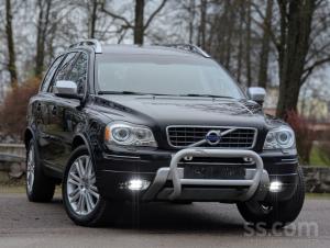 Black Volvo XC90 2013 in Jurmala, with an engine capacity of 2.40 L and mileage of 0 thousand km for 11550 €, photo 2 on AUTOMOTO.COM.LV