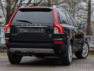 Black Volvo XC90 2013 in Jurmala, with an engine capacity of 2.40 L and mileage of 0 thousand km for 11550 €, photo 9 on AUTOMOTO.COM.LV