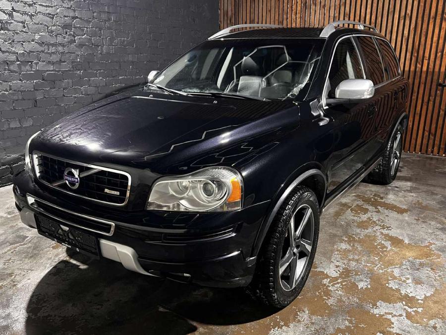 Melns Volvo XC90 2013 Utena, ar dzinēja tilpumu 2.40 L un nobraukumu 307 tūkst. km par 11750 €, foto 7 vietnē AUTOMOTO.COM.LV