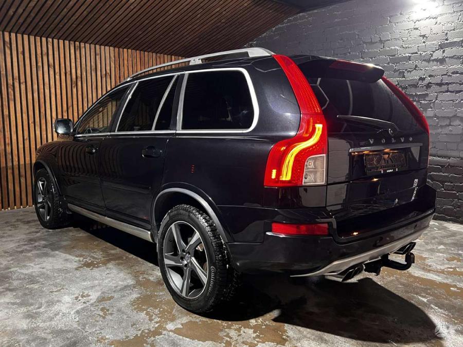 Melns Volvo XC90 2013 Utena, ar dzinēja tilpumu 2.40 L un nobraukumu 307 tūkst. km par 11750 €, foto 13 vietnē AUTOMOTO.COM.LV