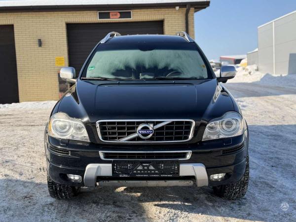 Melns Volvo XC90 2013 Utena, ar dzinēja tilpumu 2.40 L un nobraukumu 330 tūkst. km par 9990 €, foto 5 vietnē AUTOMOTO.COM.LV