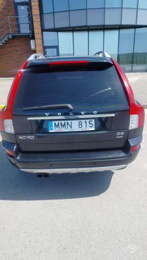 Black Volvo XC90 2013 in Klaipeda, with an engine capacity of 2.40 L and mileage of 284 thousand km for 10200 €, photo 21 on AUTOMOTO.COM.LV