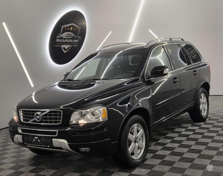 Black Volvo XC90 2013 in Marijampole, with an engine capacity of 2.40 L and mileage of 273 thousand km for 11999 €, photo 29 on AUTOMOTO.COM.LV