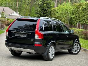 Melns Volvo XC90 2013 Rīga, ar dzinēja tilpumu 2.40 L un nobraukumu 326 tūkst. km par 10950 €, foto 3 vietnē AUTOMOTO.COM.LV