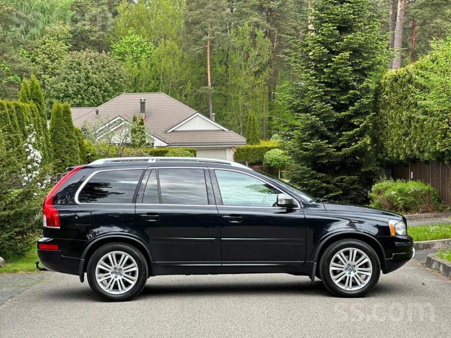 Melns Volvo XC90 2013 Rīga, ar dzinēja tilpumu 2.40 L un nobraukumu 326 tūkst. km par 10950 €, foto 8 vietnē AUTOMOTO.COM.LV