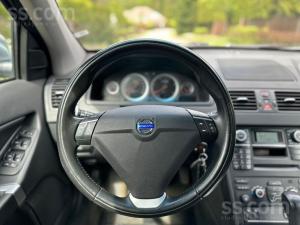 Melns Volvo XC90 2013 Rīga, ar dzinēja tilpumu 2.40 L un nobraukumu 326 tūkst. km par 10950 €, foto 12 vietnē AUTOMOTO.COM.LV