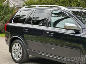Melns Volvo XC90 2013 Rīga, ar dzinēja tilpumu 2.40 L un nobraukumu 326 tūkst. km par 10950 €, foto 26 vietnē AUTOMOTO.COM.LV