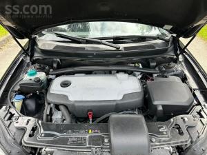 Melns Volvo XC90 2013 Rīga, ar dzinēja tilpumu 2.40 L un nobraukumu 326 tūkst. km par 10950 €, foto 28 vietnē AUTOMOTO.COM.LV