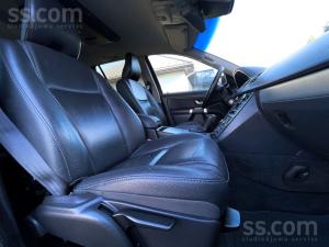 Melns Volvo XC90 2013 Jelgava, ar dzinēja tilpumu 2.40 L un nobraukumu 232 tūkst. km par 11590 €, foto 9 vietnē AUTOMOTO.COM.LV