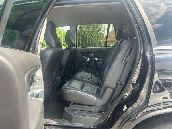 Melns Volvo XC90 2013 Kauņa, ar dzinēja tilpumu 2.40 L un nobraukumu 300 tūkst. km par 10800 €, foto 9 vietnē AUTOMOTO.COM.LV