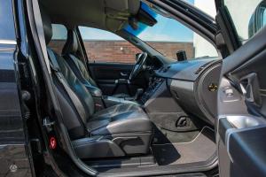 Black Volvo XC90 2013 in Marijampole, with an engine capacity of 2.40 L and mileage of 261 thousand km for 11950 €, photo 38 on AUTOMOTO.COM.LV