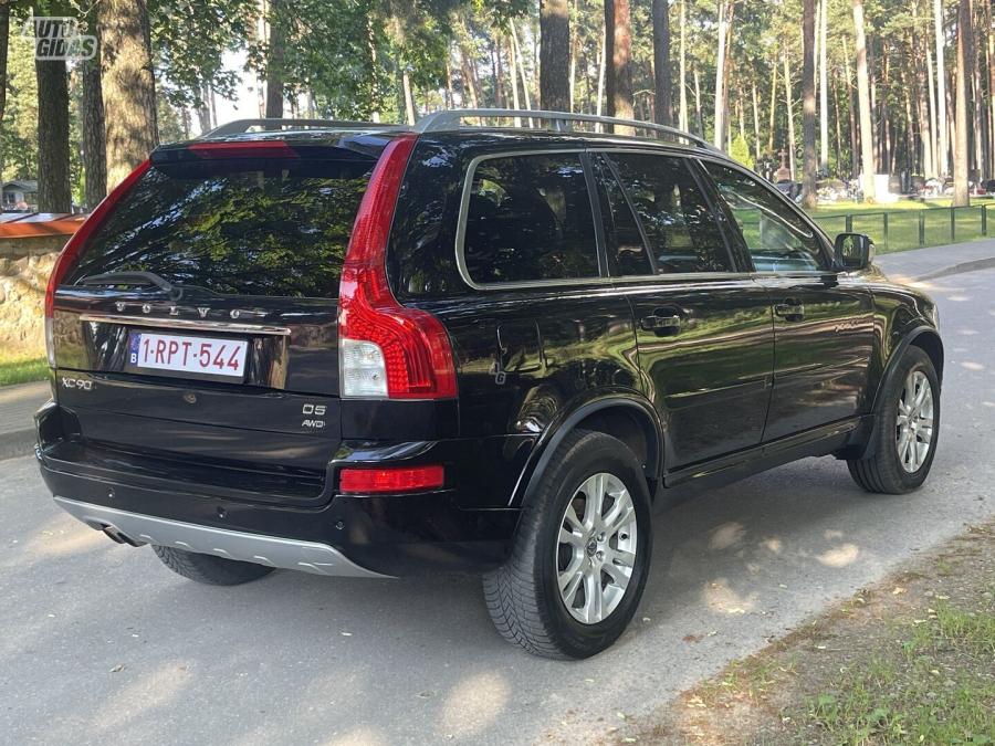 Melns Volvo XC90 2013 Viļņa, ar dzinēja tilpumu 2.40 L un nobraukumu 258 tūkst. km par 9200 €, foto 7 vietnē AUTOMOTO.COM.LV