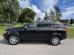 Black Volvo XC90 2013 in Prienai, with an engine capacity of 3.19 L and mileage of 229 thousand km for 7900 €, photo 5 on AUTOMOTO.COM.LV