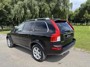 Black Volvo XC90 2013 in Prienai, with an engine capacity of 3.19 L and mileage of 229 thousand km for 7900 €, photo 6 on AUTOMOTO.COM.LV