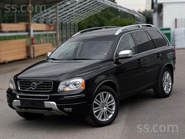 Black Volvo XC90 2013 in Jurmala, with an engine capacity of 2.40 L and mileage of 0 thousand km for 9950 €, photo 2 on AUTOMOTO.COM.LV