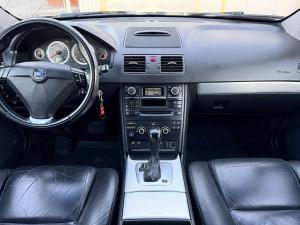 Melns Volvo XC90 2013 Kaišiadorys, ar dzinēja tilpumu 2.40 L un nobraukumu 350 tūkst. km par 12500 €, foto 22 vietnē AUTOMOTO.COM.LV